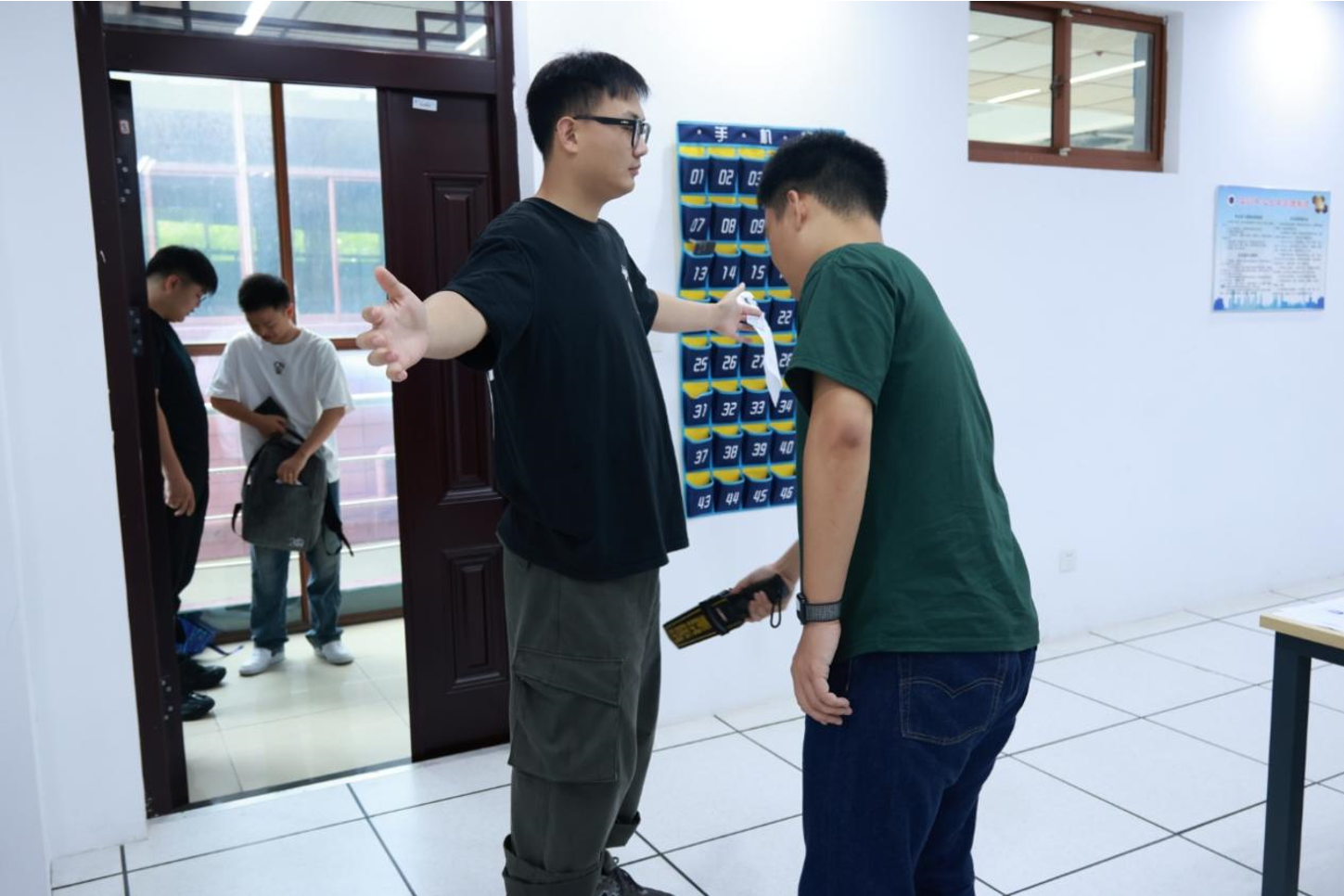 学院开展轨道列车司机职业技能鉴定工作